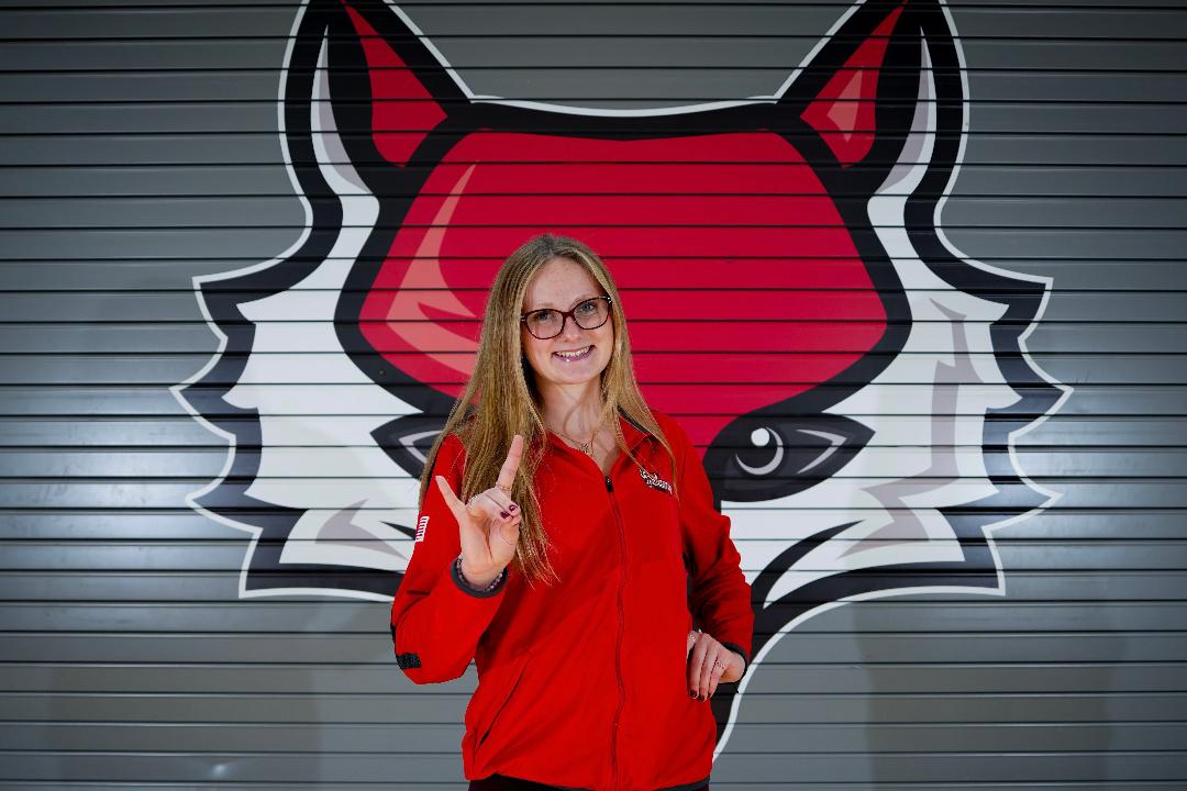 Anna Kirby Commits To Marist – Pocono Family YMCA Swim Team